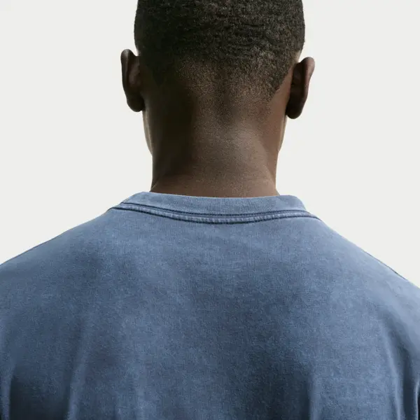 Nike T-shirt