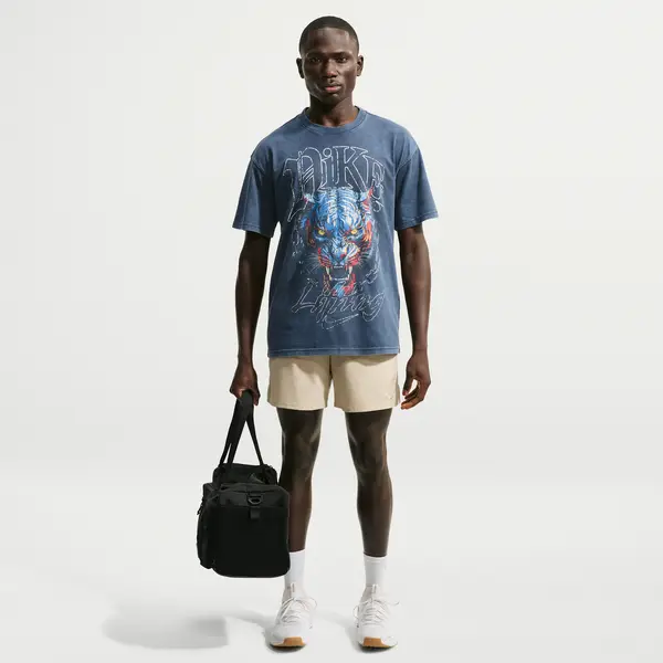 Nike T-shirt