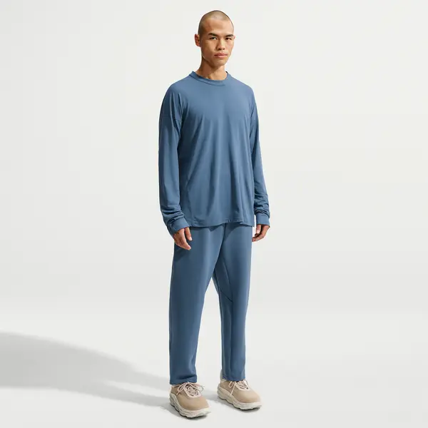 Nike 24.7 Impossiblysoft Light Dri-fit Long-sleeve Top