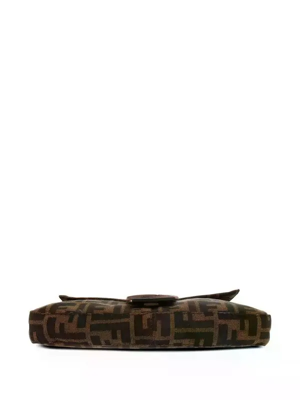 Fendi 2000-2010 Zucca Canvas Baguette Shoulder Bag
