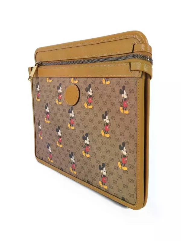 Gucci Disney Gg Supreme Clutch Bag