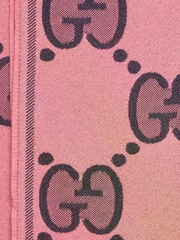 Gucci Gg Jacquard Reversible Scarf