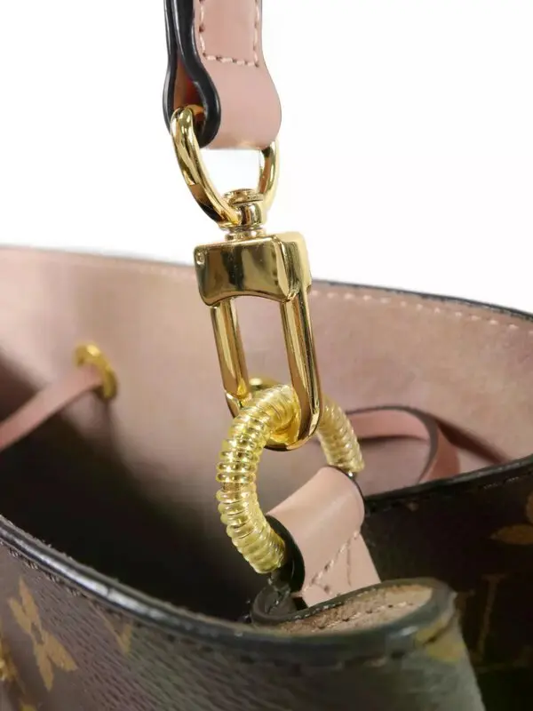 LOUIS VUITTON Neo Noe Tote Bag