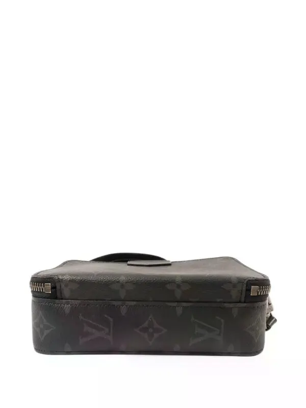 LOUIS VUITTON Alpha Monogram Eclipse Canvas Messenger Bag