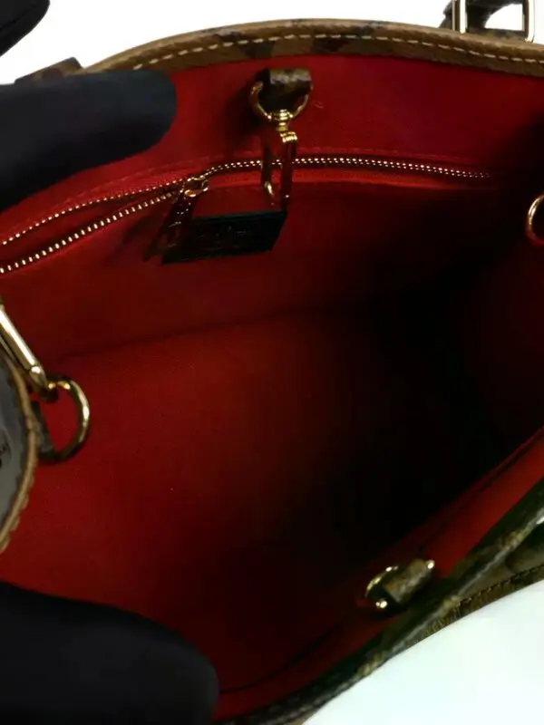 LOUIS VUITTON Pm Giant Onthego Monogram Tote Bag