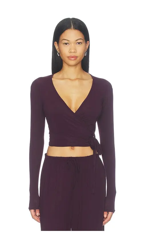 SKIMS Cloud Sleep Wrap Top In Wine