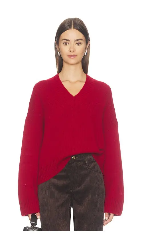 VIR VITA Filippa Cashmere V Neck Sweater In Red