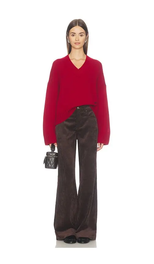VIR VITA Filippa Cashmere V Neck Sweater In Red