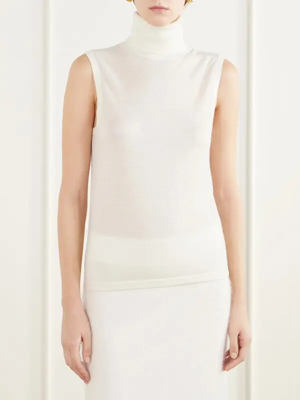 LISA YANG Marelyn Cashmere Knitted Turtleneck Top