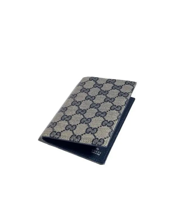 Gucci Essence Classic Passport Case
