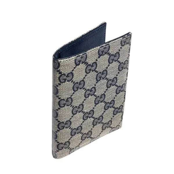 Gucci Essence Classic Passport Case