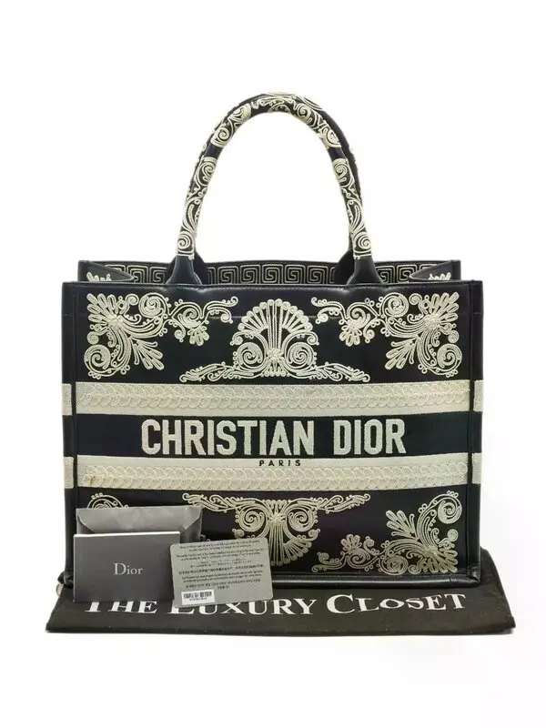 Dior 2021 Medium Book Tote Embroidered Tote Bag - Black