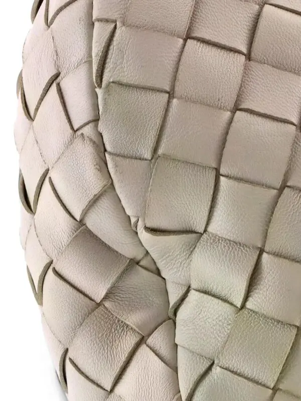 Bottega Veneta Bv Jodie Intrecciato Nappa Medium Hobo Bag - White