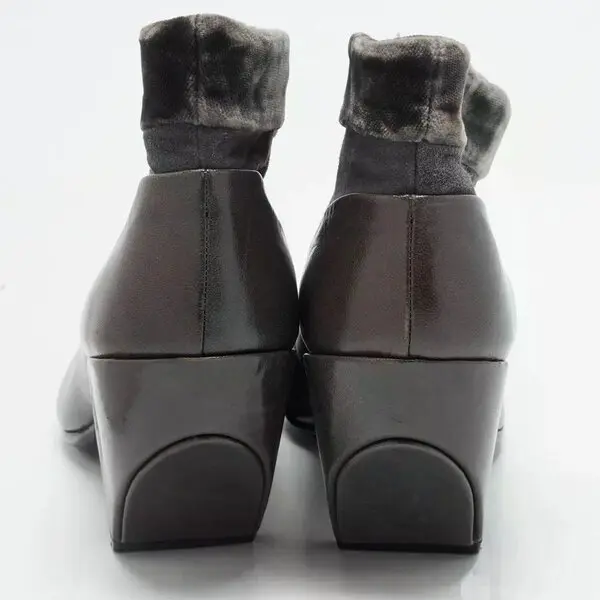 Marc Jacobs Velvet-panel Ankle Boots