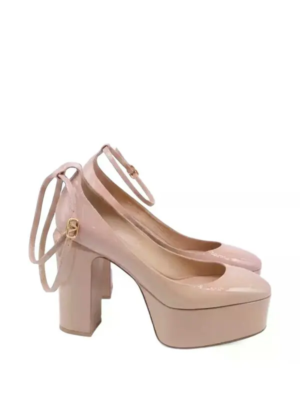 Valentino Garavani Tan-go Platform Pumps - Neutrals