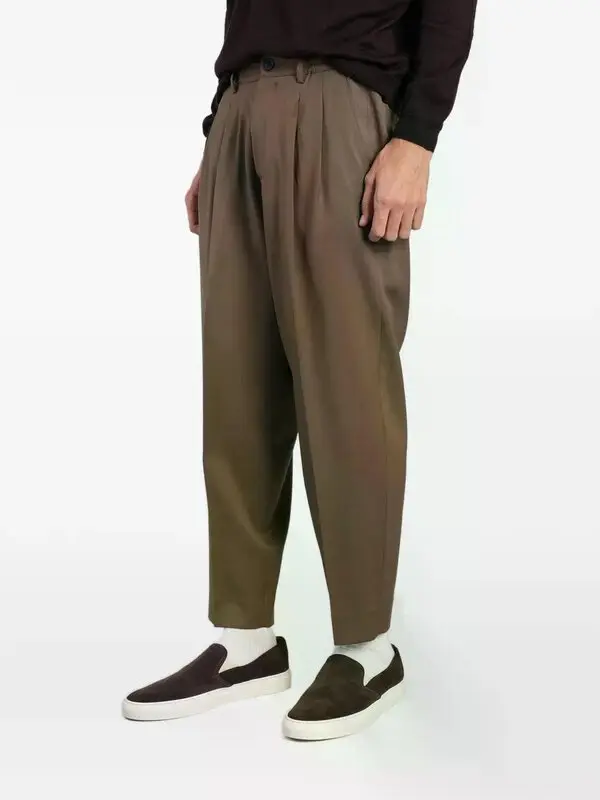 LOW BRAND Zen Pleated Tapered Trousers