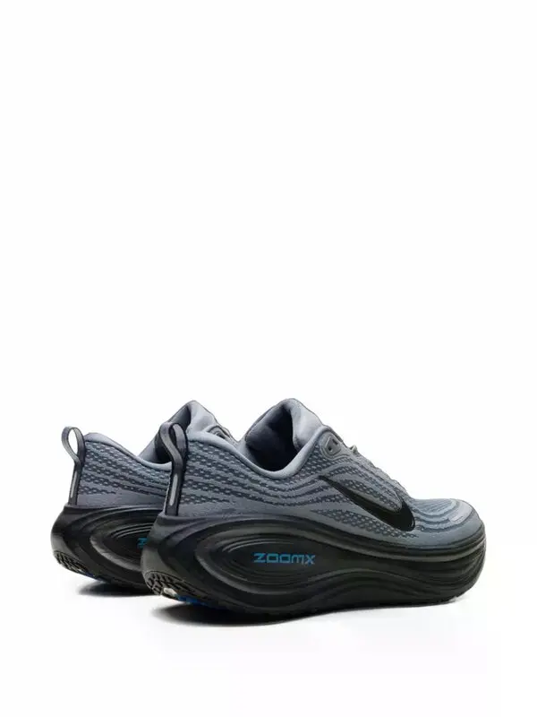 Nike Vomero Plus Sneakers