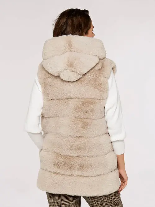 APRICOT Tiered Fur Hooded Gilet