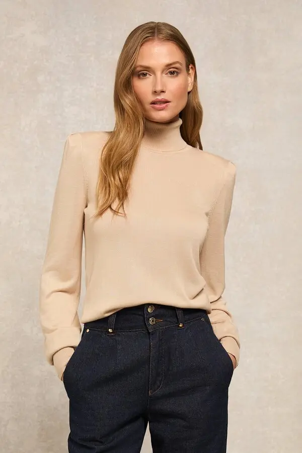 Holland Cooper Structured Kelsie Roll Neck Knit 's