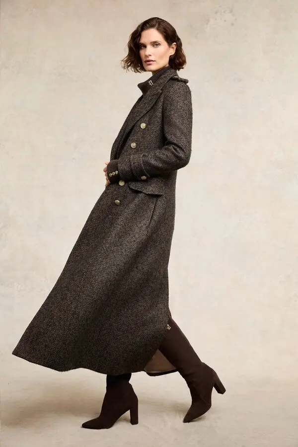 Holland Cooper The Herringbone Suit 's