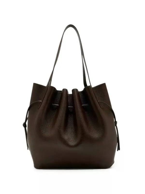 Yuzefi Scallop Shoulder Bag