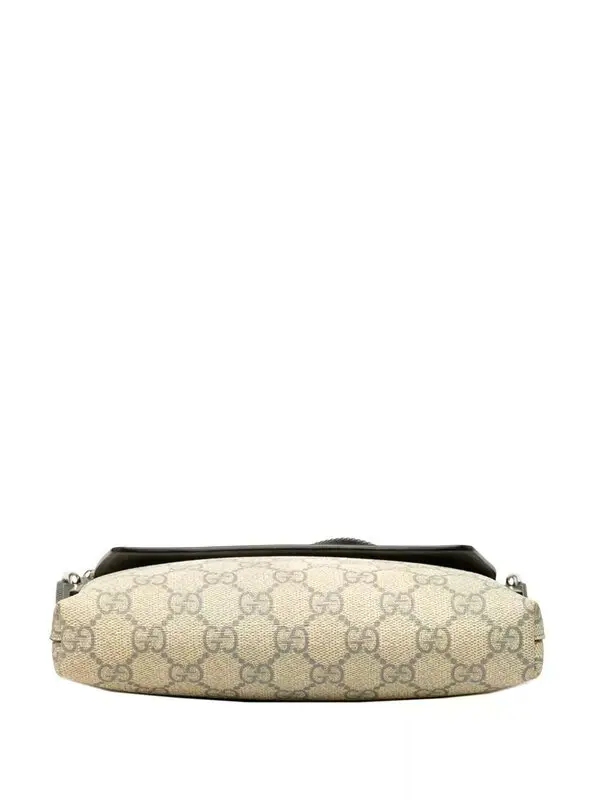 Gucci 2000-2015 Gg Supreme Flap Messenger Bag Crossbody Bag