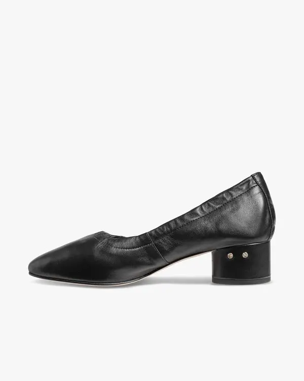 Beek Lina Leather Ballet Heel