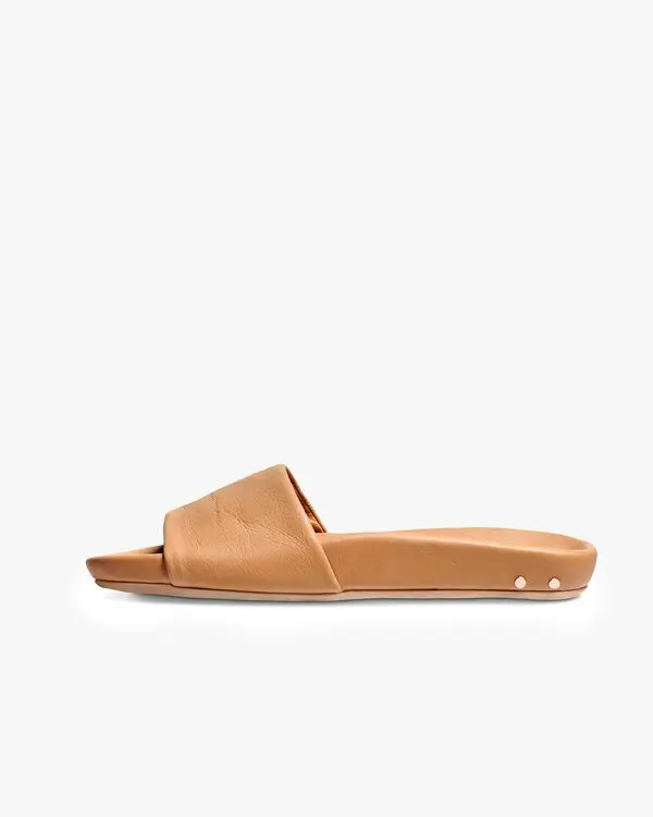 Beek Gallito Leather Slide Sandal