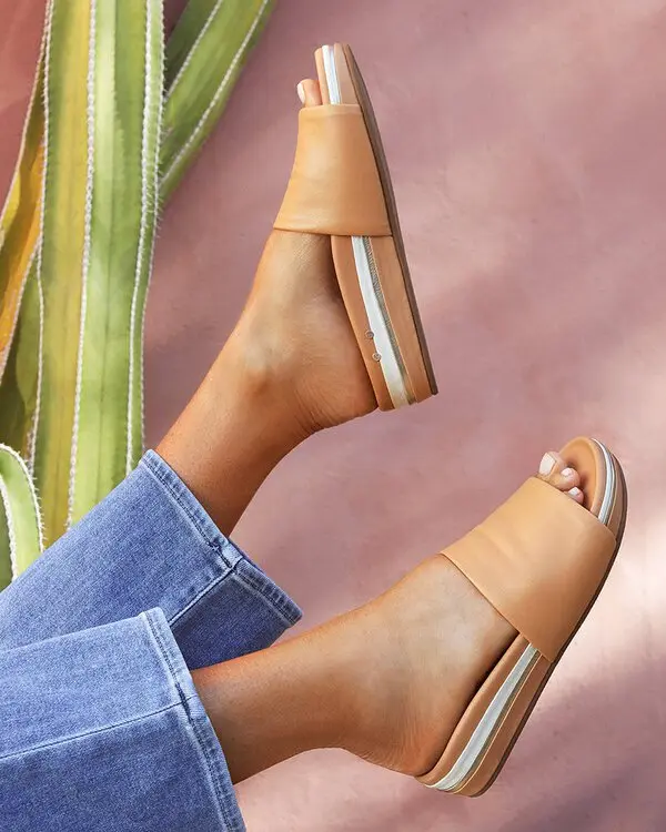 Beek Pelican Stripe Leather Platform Sandal
