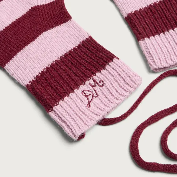 DAMSON MADDER String Mittens