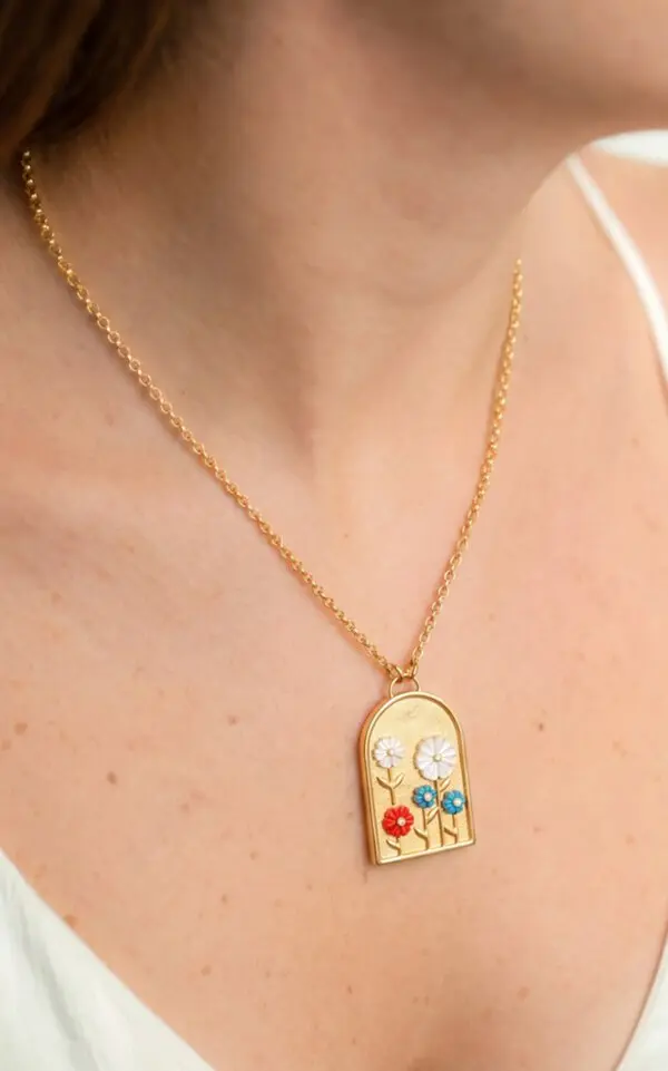 L'ATELIER NAWBAR Noa's Garden Arch Necklace