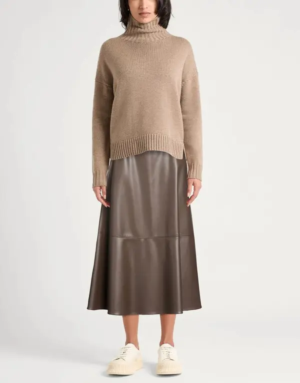 Max Mara Minimalist Solid A-line Skirt