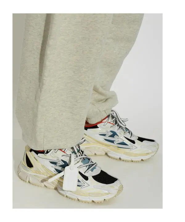 Off-White Round-toe Sneakers