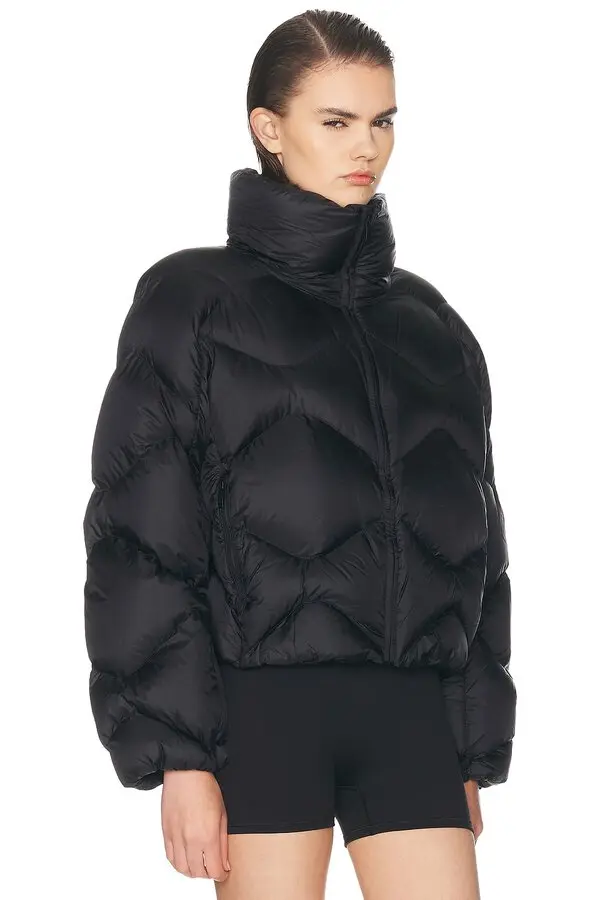 Lululemon Featherweight Cropped Quilted Puffer Jacket