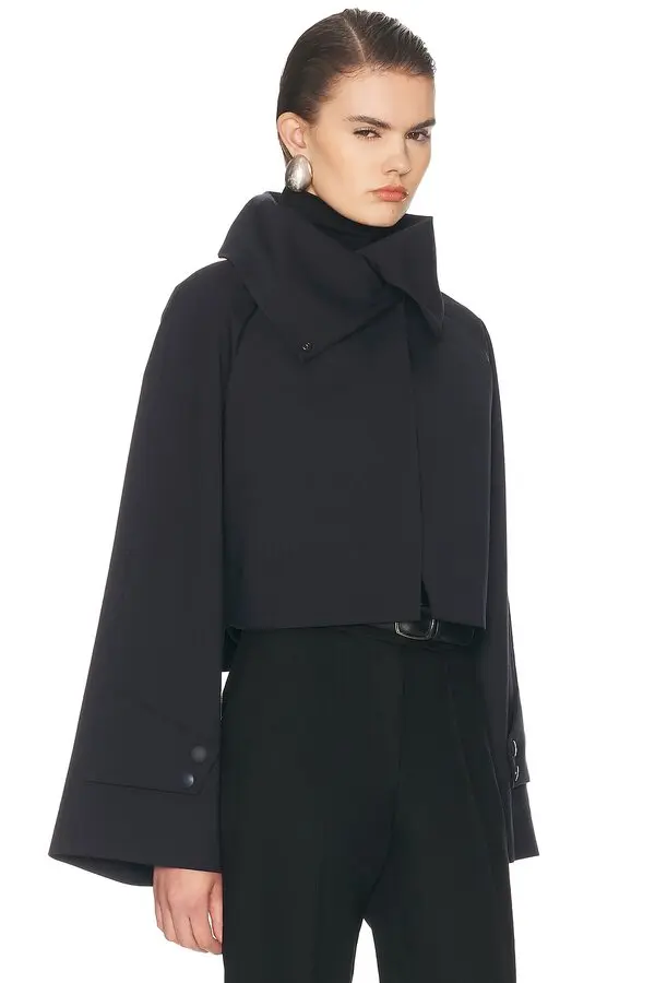 SEV Technical Tailored Cape