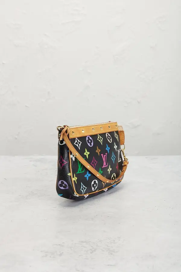 LOUIS VUITTON Monogram Pochette Accessoires Shoulder Bag