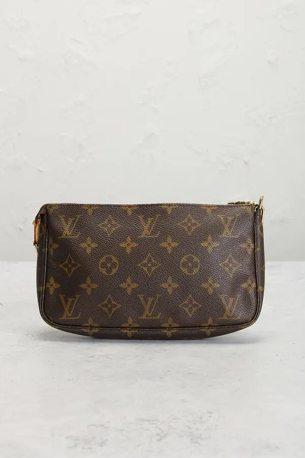 LOUIS VUITTON Monogram Pochette Accessoires Shoulder Bag