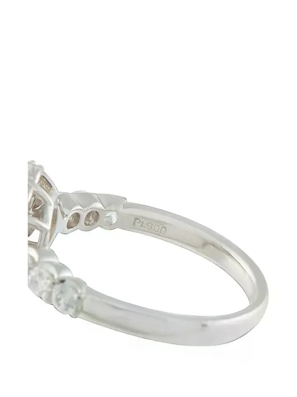 LB EXCLUSIVE Embellished Diamond Halo Ring