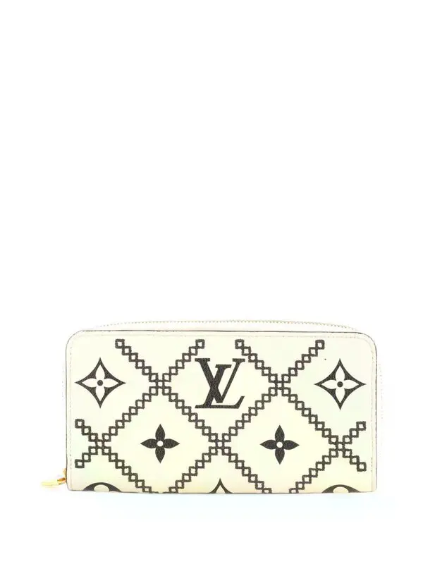 LOUIS VUITTON Zippy Wallet Monogram Empreinte Giant Broderies Small Wallets - Neutrals