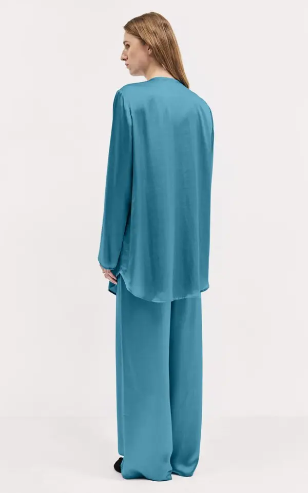 HARRIS TAPPER Exclusive Silk Overshirt