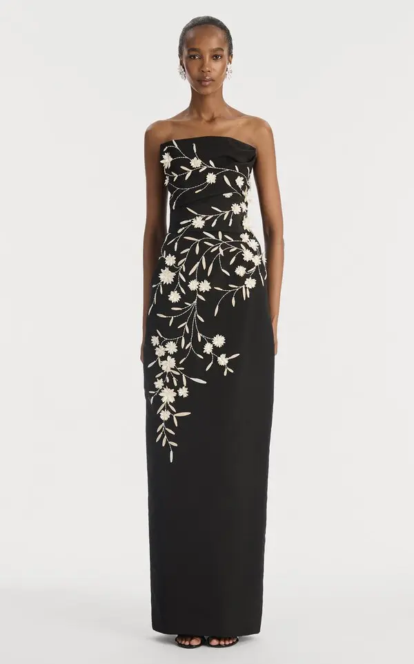 Oscar De La Renta Edelweiss Embroidered Gown