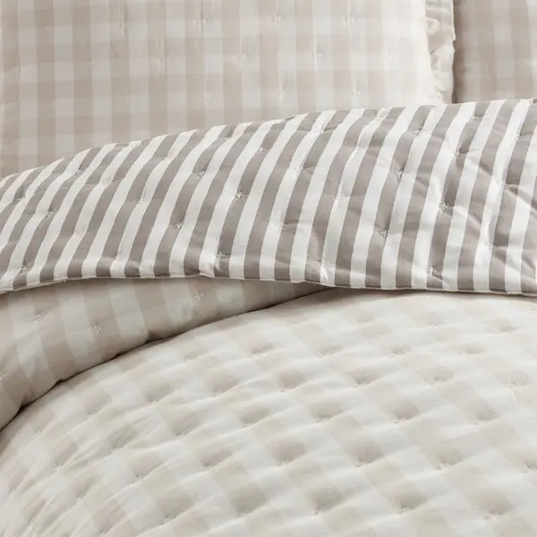 PERI HOME Gingham & Stripe Reversible Quilt Set, King - Beige