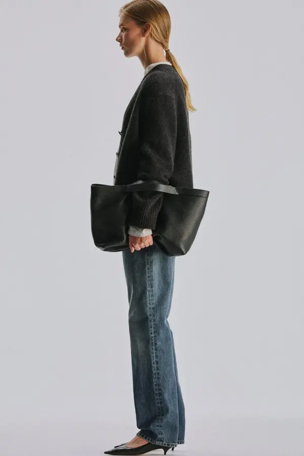THE ROW Large Kit Tote Bag - Black