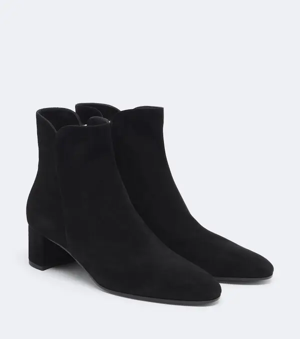 GIANVITO ROSSI Lisa Suede Ankle Boots - Black