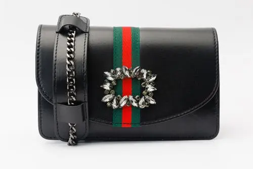 VINCI LEATHER SHOES The Afega Leather Handbag