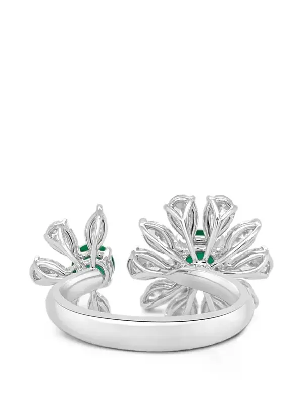 HYT JEWELRY Emerald And Diamond Floral Ring