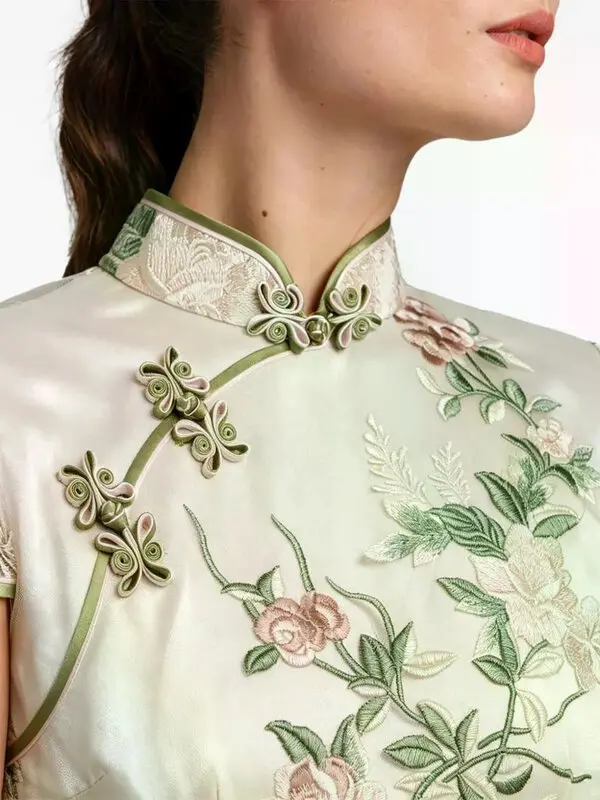 QIPOLOGY Frog-fastening Floral-embroidered Qipao