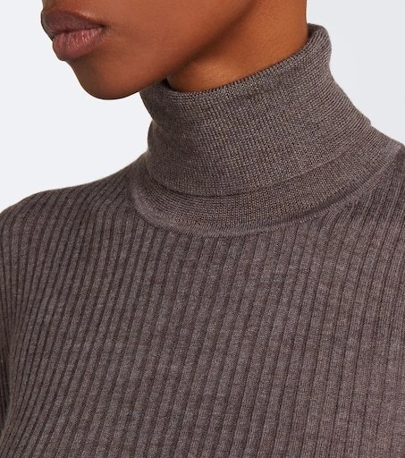 Gabriela Hearst Cashmere And Silk Turtleneck Sweater