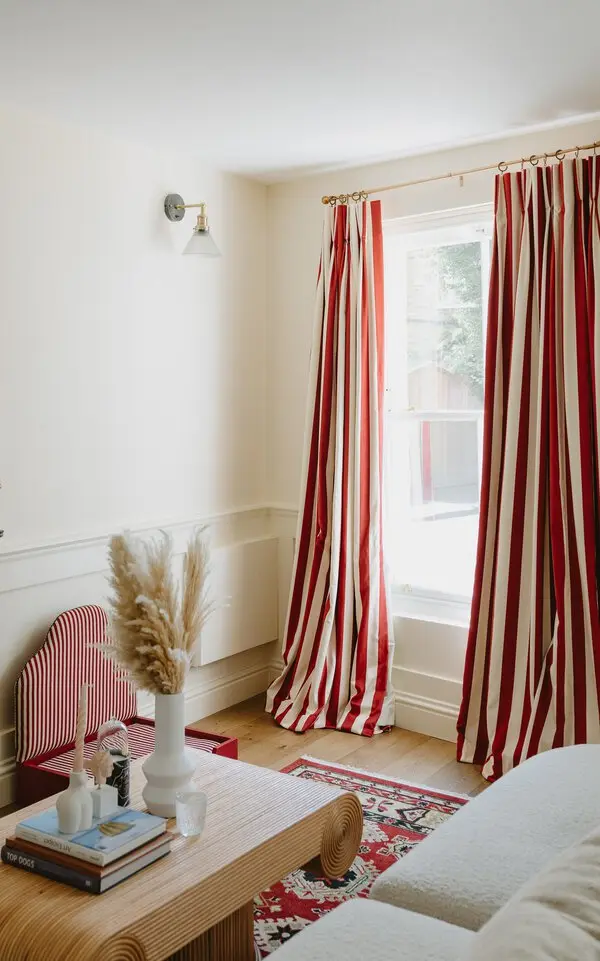 COLOURS OF ARLEY Window Dressing Package