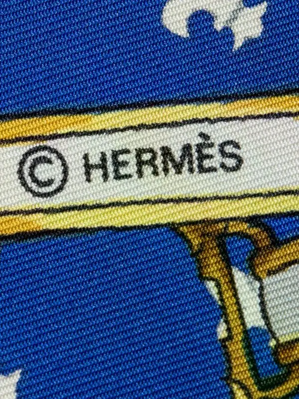 Hermès Selles À Housse Scarf
